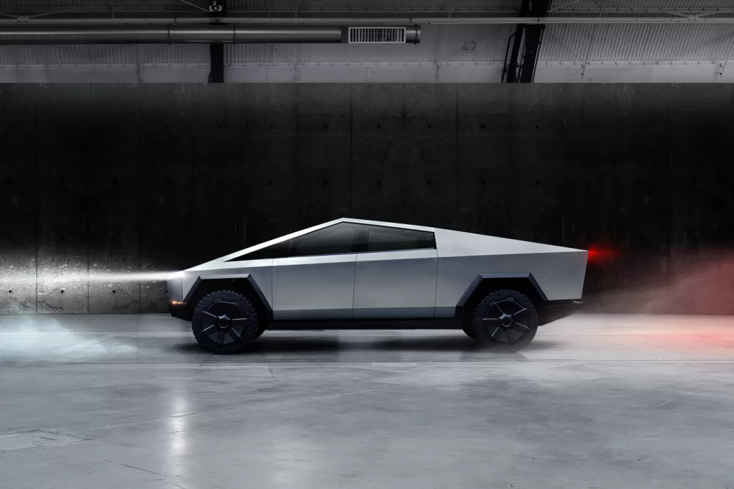 Tesla CyberTrack - Correct Technology